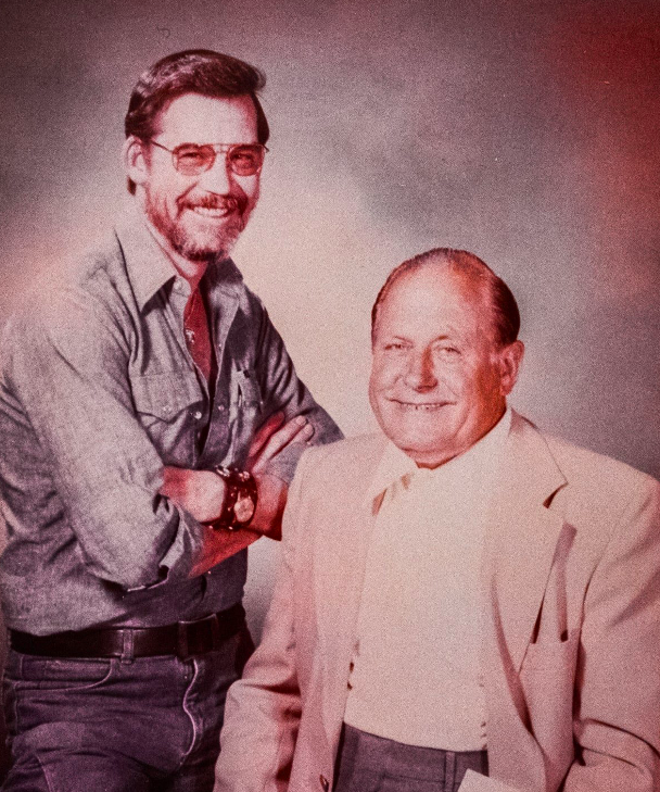 Büyük, mutsuz kazalar: Netflix, ikonik ressam Bob Ross’un mirasının ...